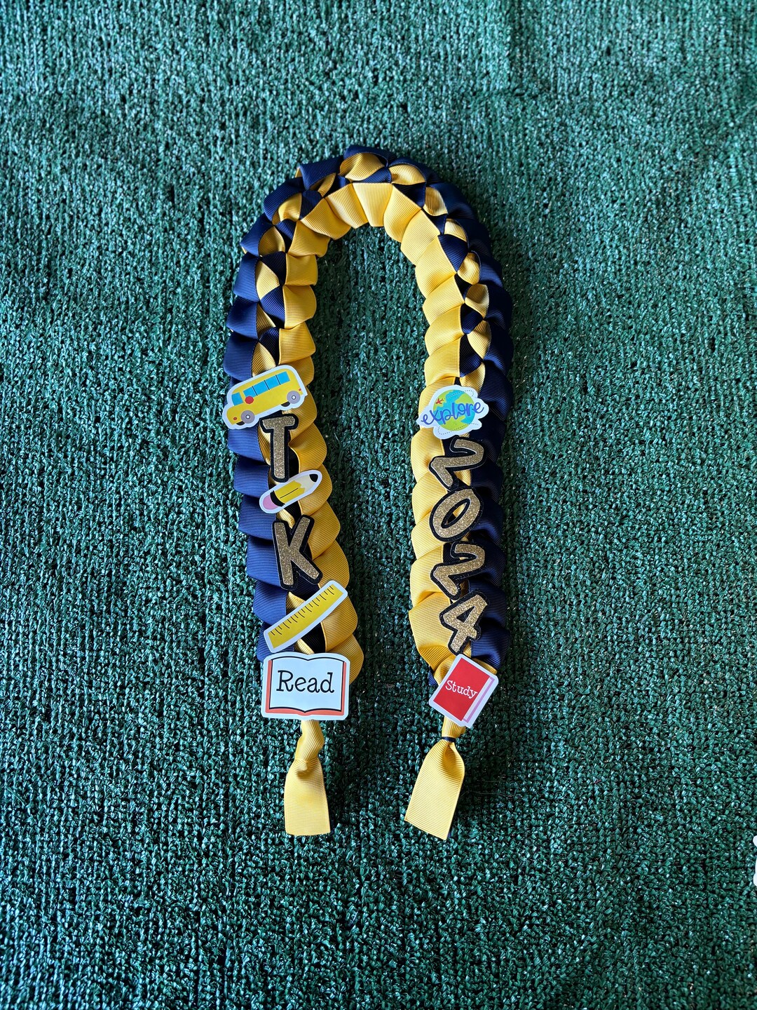 TK Graduation Lei - Etsy