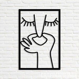 Girl Holds Nose Bathroom Metal Wall Art, Bathroom Funny Decor, Humour ...