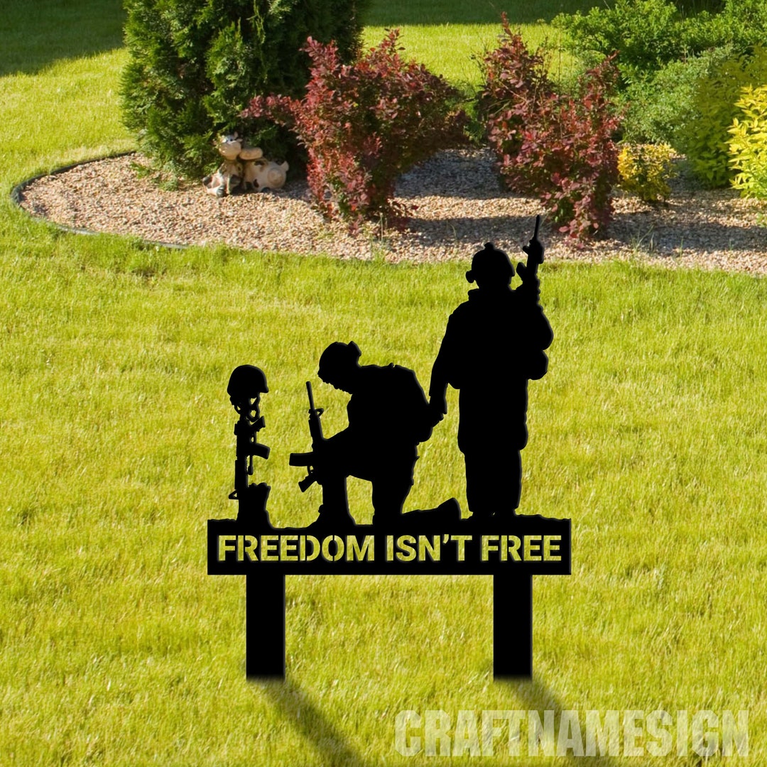 Custom Military Kneeling Soldier Memorial Stake, Grave Marker Sign ...