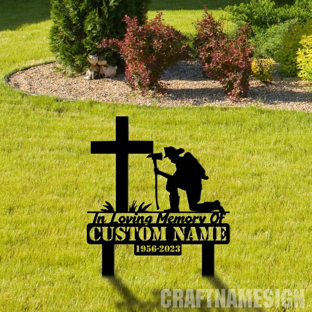Custom Kneeling Fireman Memorial Metal Stake, Firefighter Memorial ...