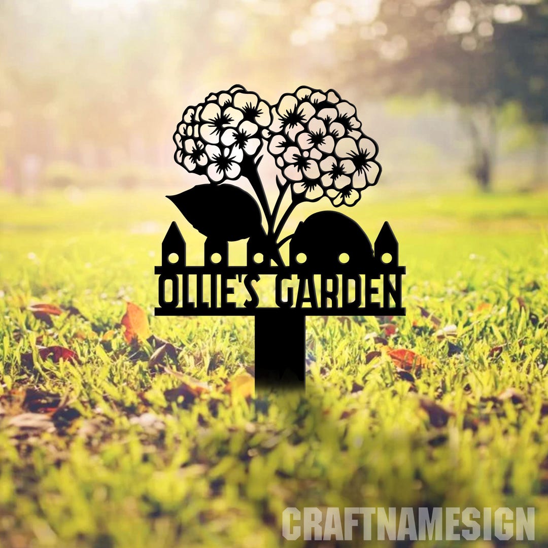 Custom Grandma's Hydrangeas Garden Metal Yard Stake, Metal Garden Stake ...