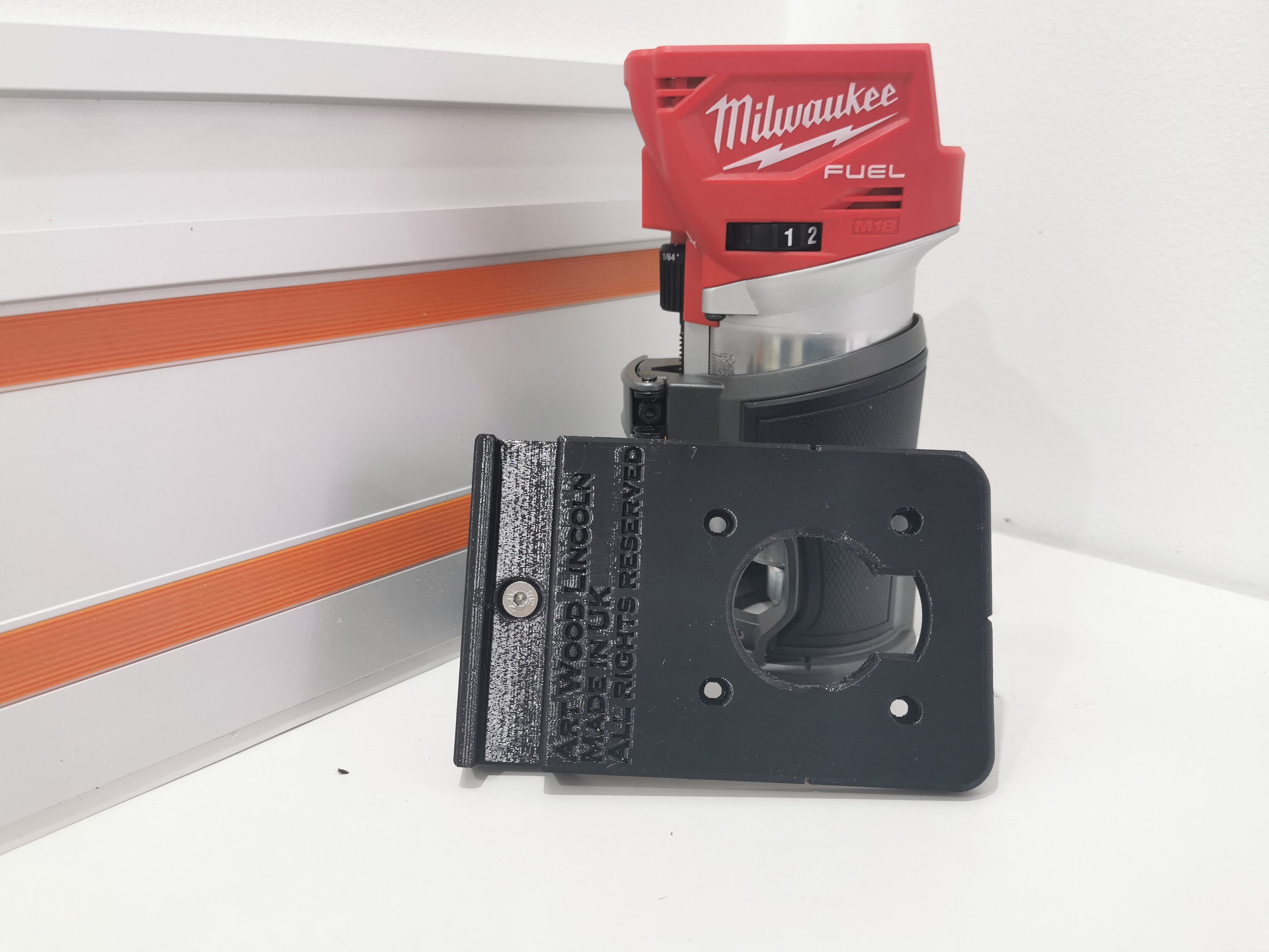 Adaptor Milwaukee Router M18 FTR to Evolution Guide Rail Groove Jig ...