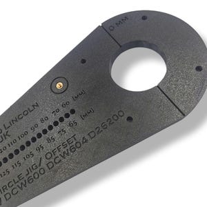 Dewalt DCW604 DCW600 D26200 2in1 Adaptor Circle Jig Offset Base Router ...