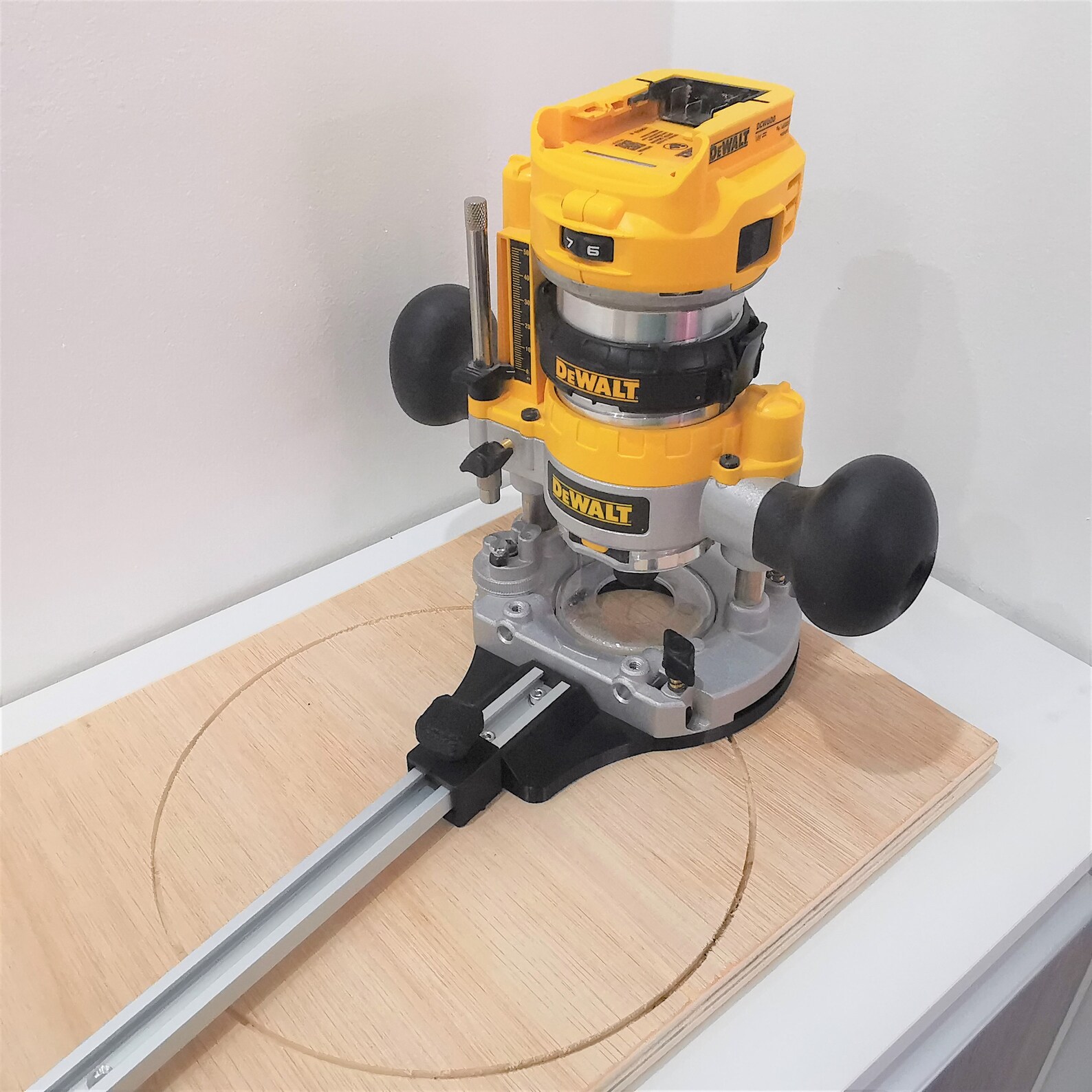 Adaptor Circle Jig 240 650 Mm Dewalt Pluge Base D26203 D26204 DCW604 ...