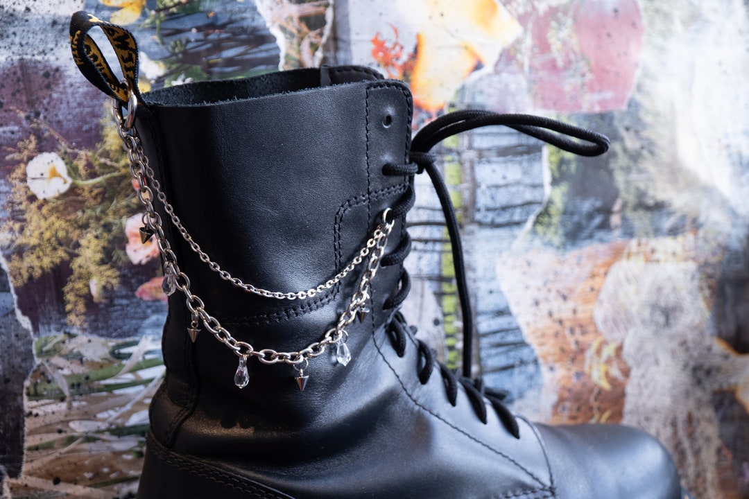 Villain Crystal and Spike Boot Chains, Alternative Docs Charm and Chain ...