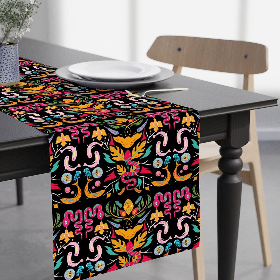 Table Runner Snake, Year of the Snake Table Runner, Table Runner Fun ...