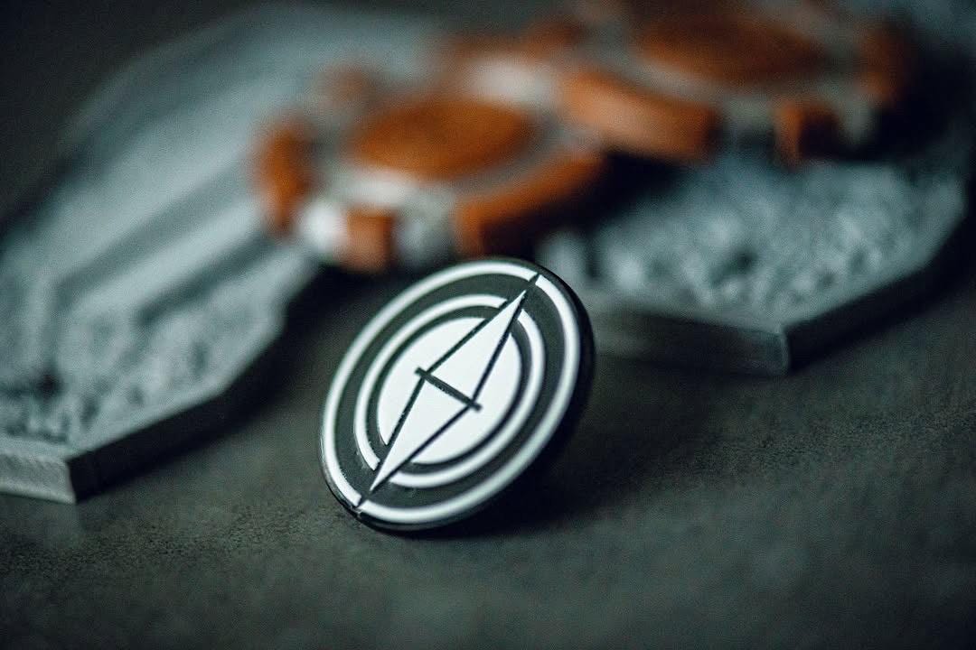 Sylop Pin – Minimalist 1-inch Black Plated Enamel Pin - Etsy