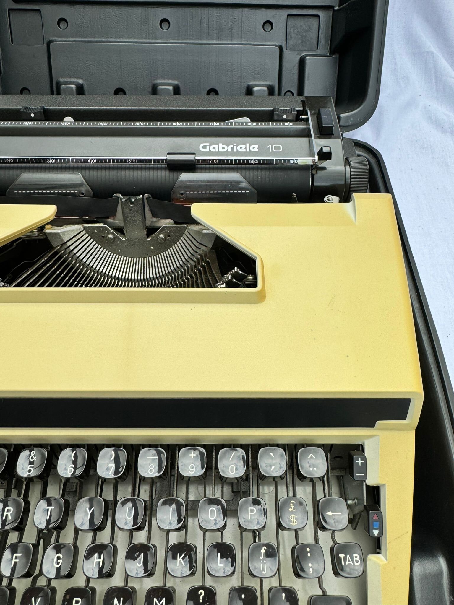 Vintage Adler Gabriele 10 Typewriter Classic Writing Machine - Etsy