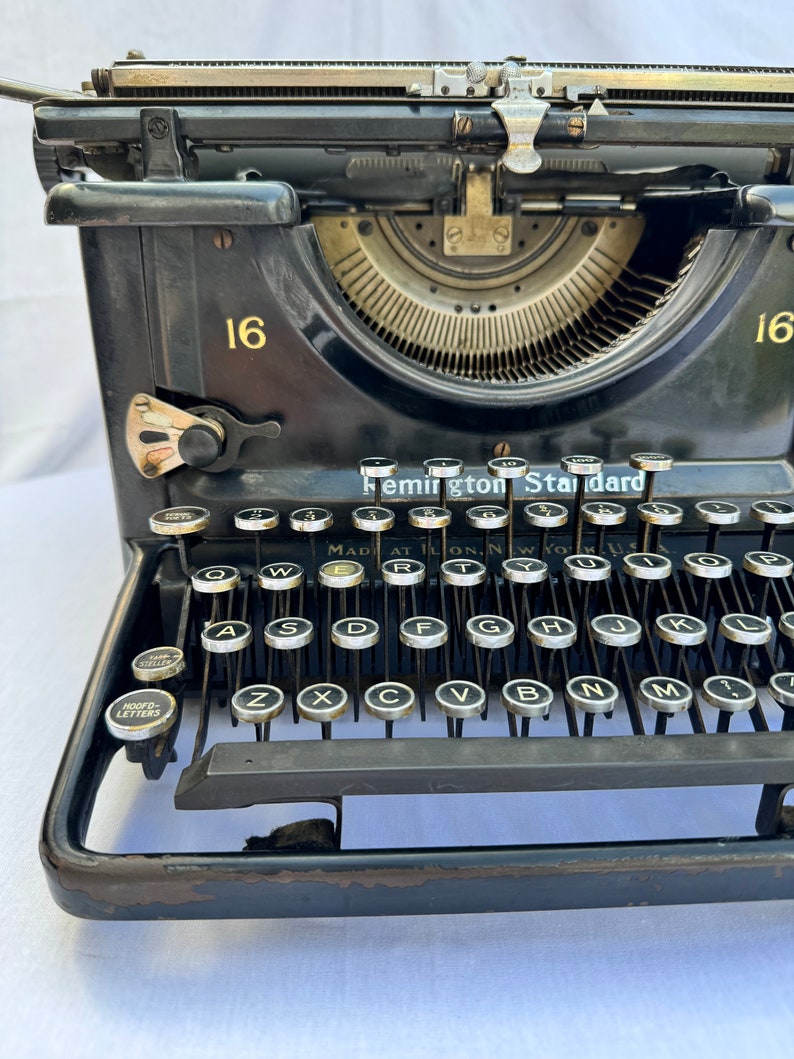 Remington Standard 16 Typewriter Vintage Writing Charm & Precision - Etsy