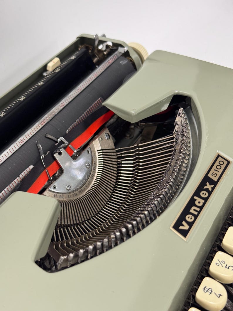 Vintages Vendex S100 Typewriter - 1970s Retro Office Decor - Fully ...
