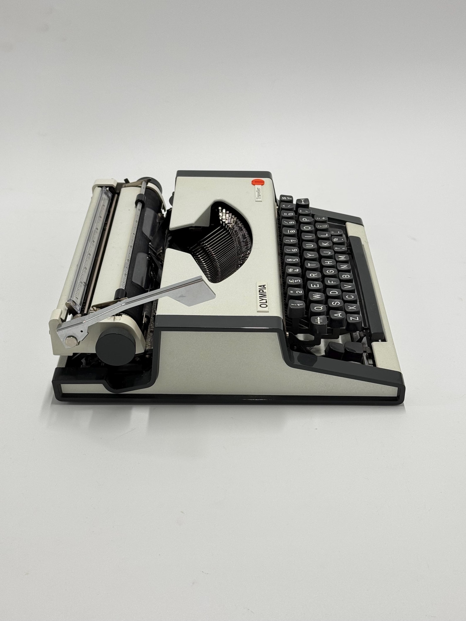 Olympia Traveller Vintage Typewriter: Portable Retro Writing Machine - Etsy