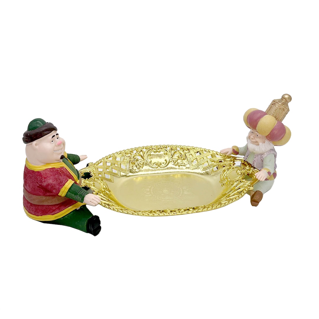 Ramadan Tray With Fananees Characters, MBC Characters for Ramadan ...