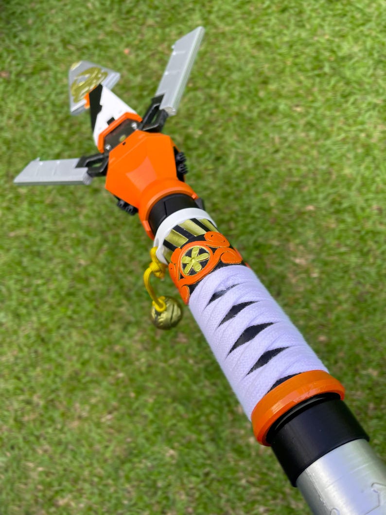 Valkyrie Spear Heirloom | Apex Legends Toy | Cosplay Prop - Etsy