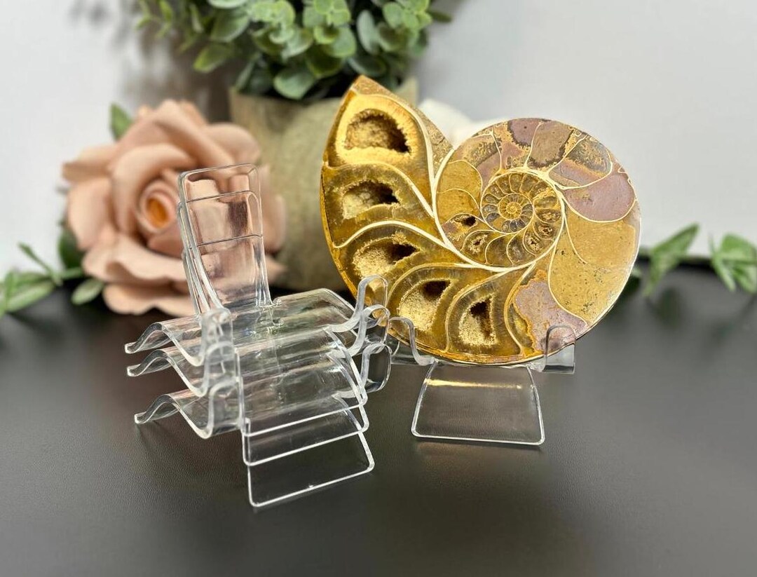 Large Heart Stand Crystal Holder Display Stand for Palm Stones Hearts ...