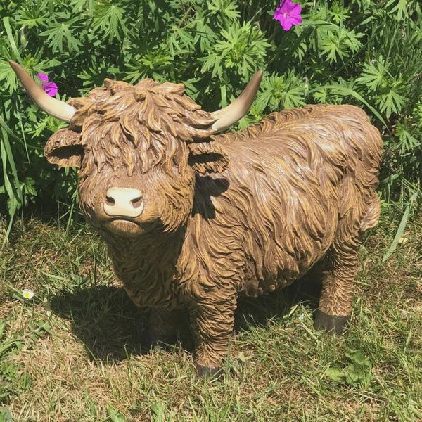 Highland Cow Garden Sculptures - Etsy UK
