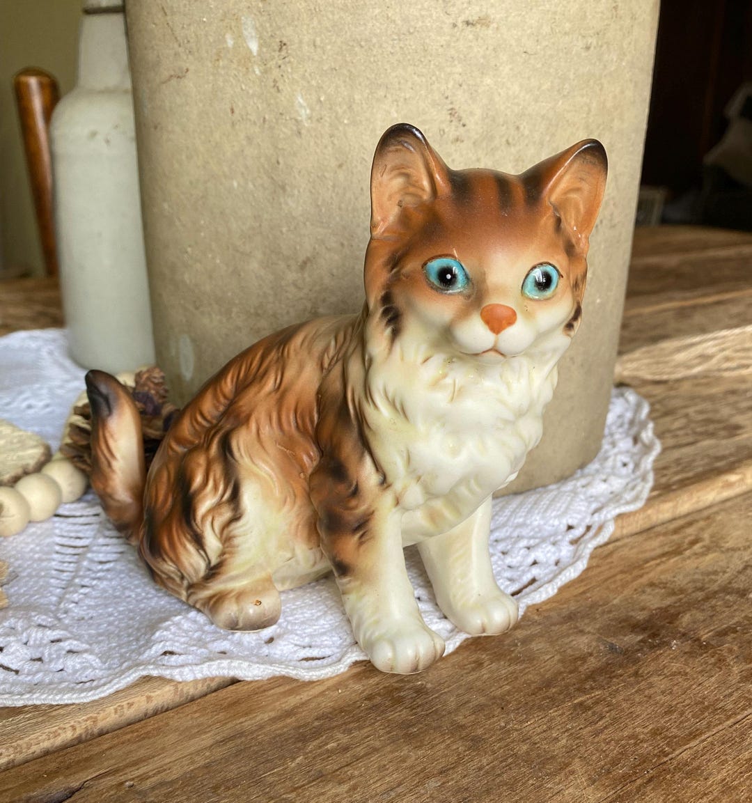 Lefton Cat Figurine Japan Porcelain Cat Figurine MCM Figurine Lefton ...