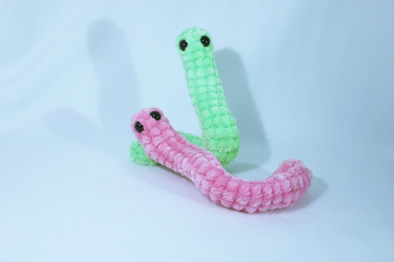 Posable Worm Plushie _______________ Mini Crochet Worm Doll - Etsy