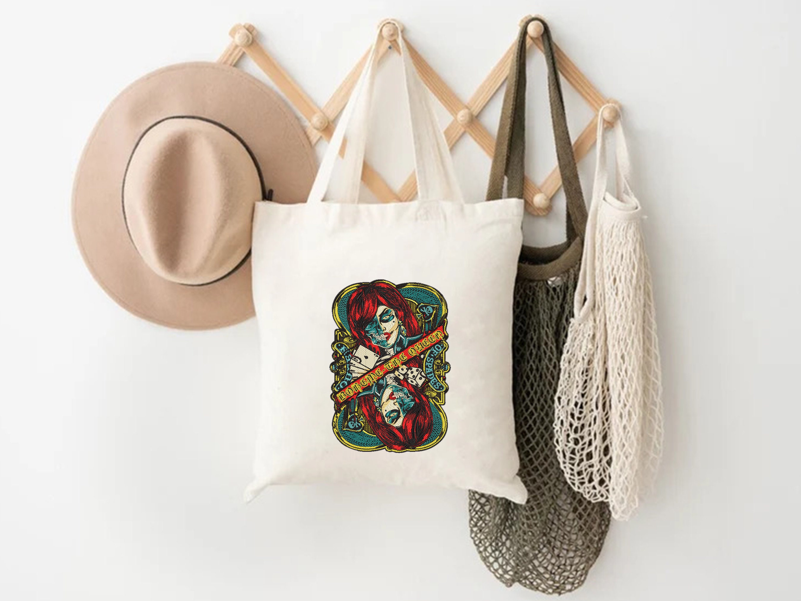 Gasp Queen Spades Embroidery Pattern, Playing Cards Machine Embroidery ...