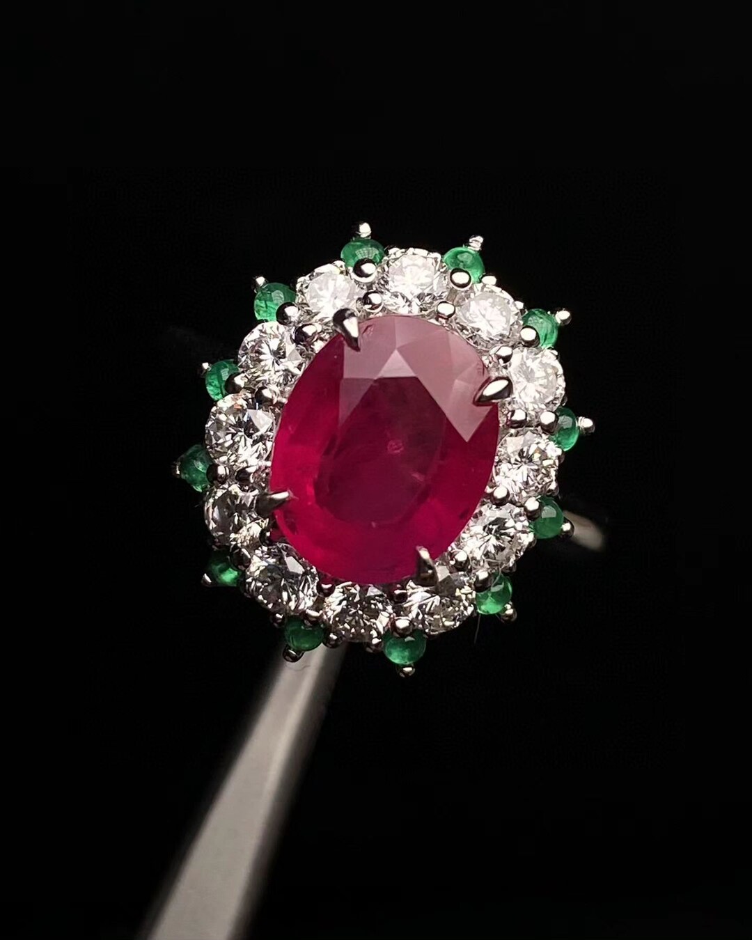Vintage Design Ruby and Emerald Ring Beautiful Ruby and Emerald 925 ...