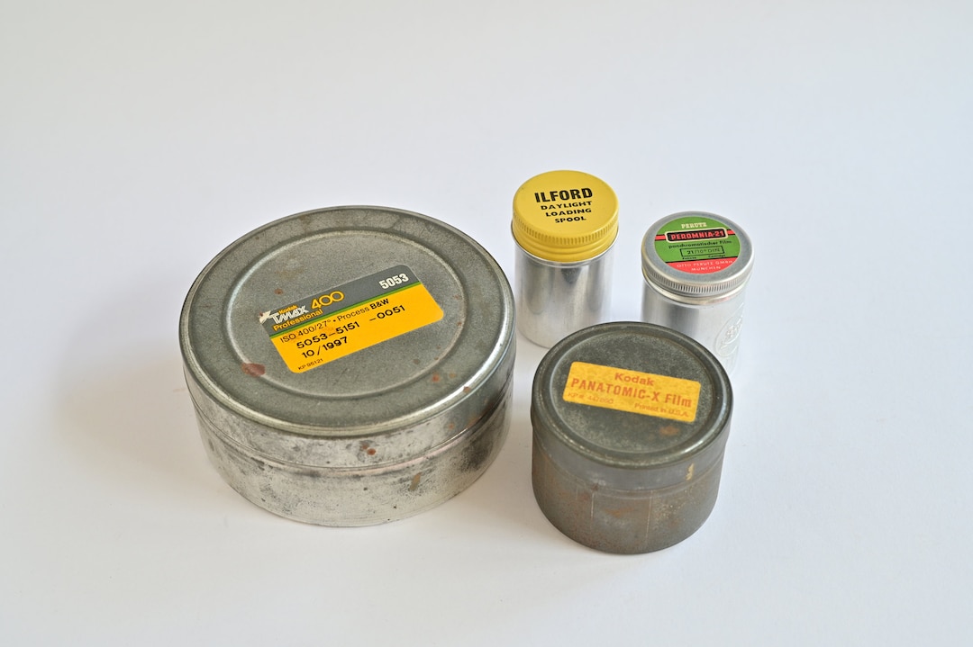 Four Vintage Metal Film Canisters - Etsy