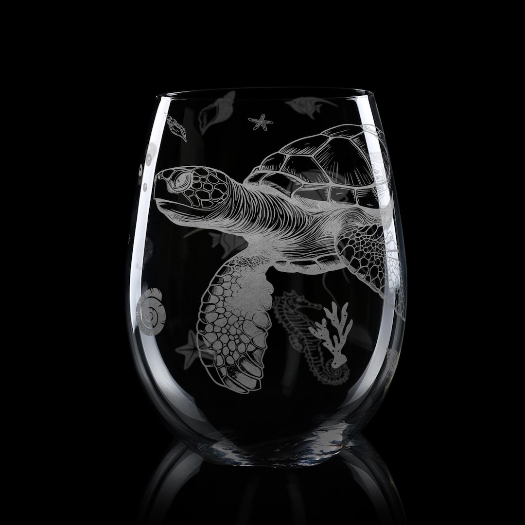 SEA TURTLE Engraved 17oz Wine Glass | Ocean Animals Marine Life Water ...