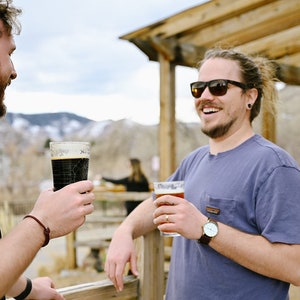 DECLARATION of INDEPENDENCE Engraved 16oz Pint Glass | Liberty Toast ...