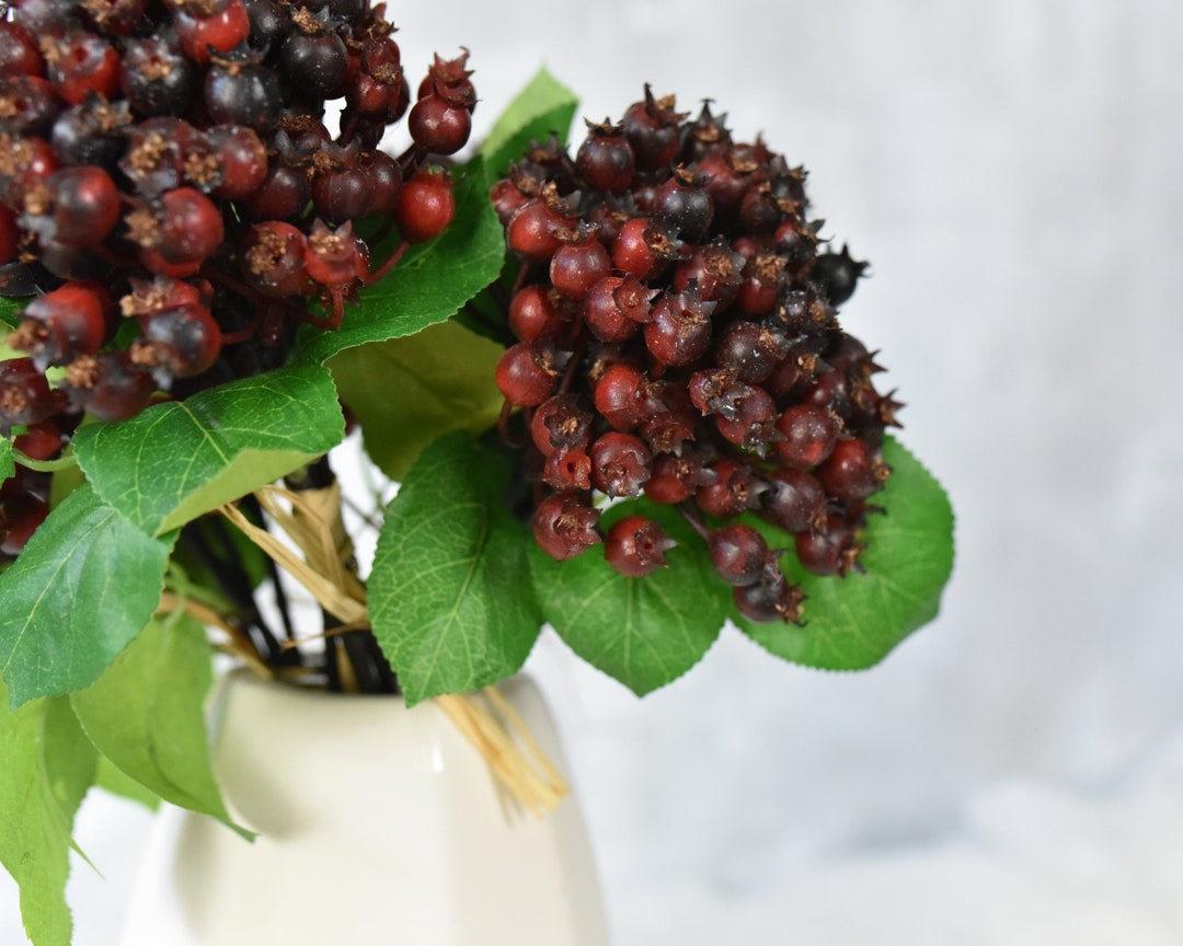 Se of 5 Artificial Wild Red Berry Bunch Faux Fruit / Wedding / Bouquet ...