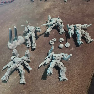 Heavy Exo Suit Marines X 5 - Aliens - (sculpted by Papsikels) - Etsy UK