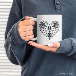 Snowflakes Heart SVG Design: Christmas and Winter Clipart (digital ...