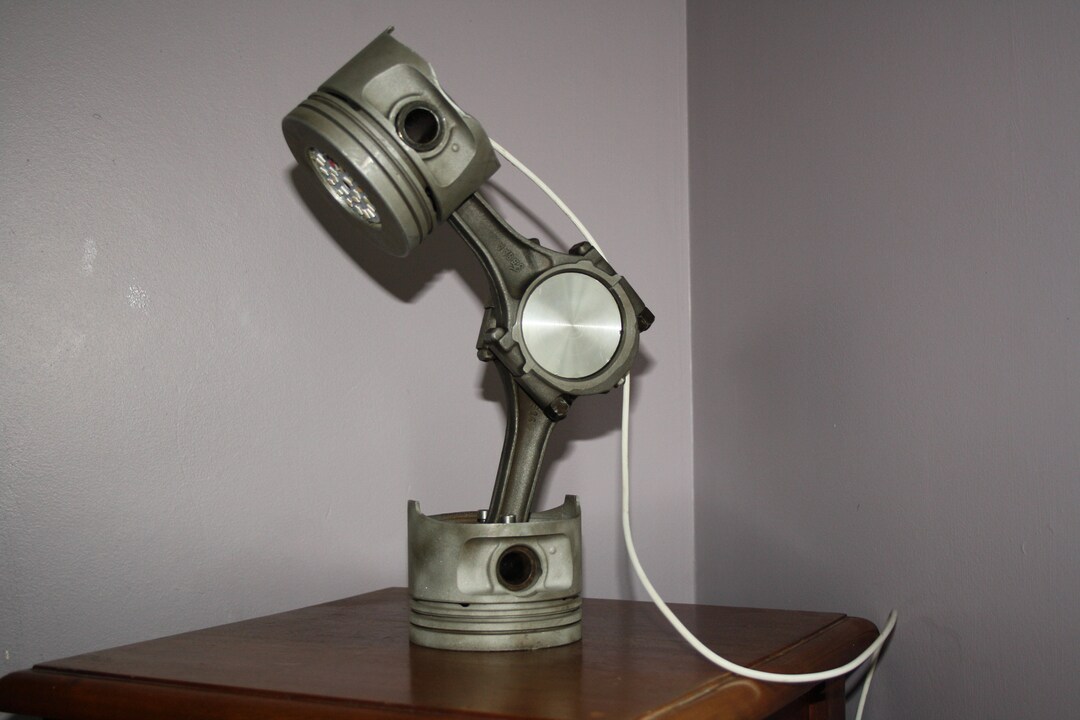 Rover V8 LED Lamp - Auto Enthusiast Table Lamp - Etsy