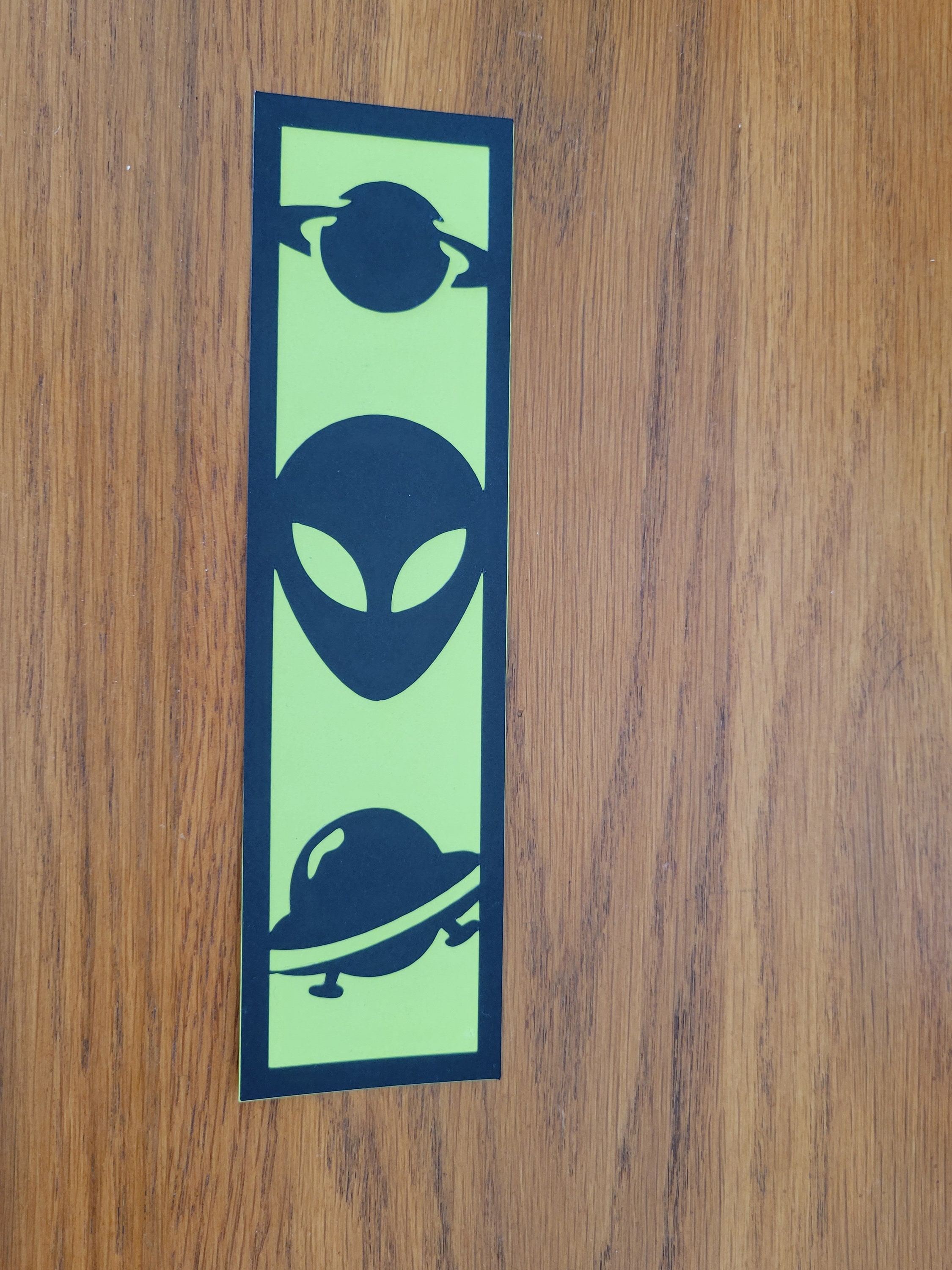 Alien Paper Bookmark - Etsy