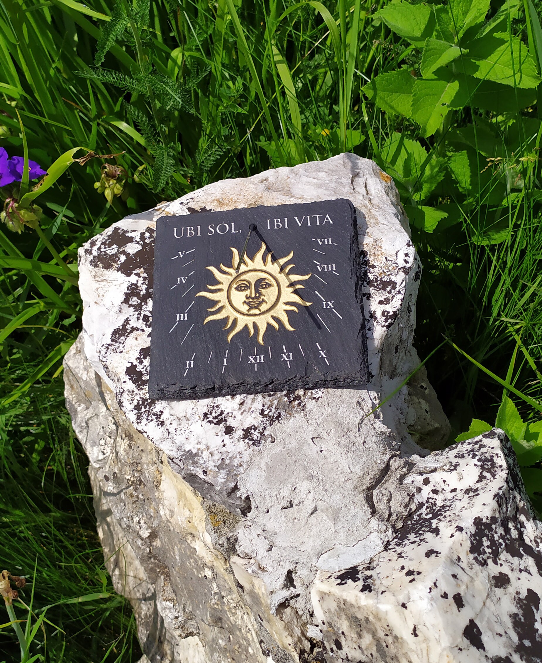 Sundial Horizontal Sundial Slate Sundial Engraved 13 X 13 Cm - Etsy