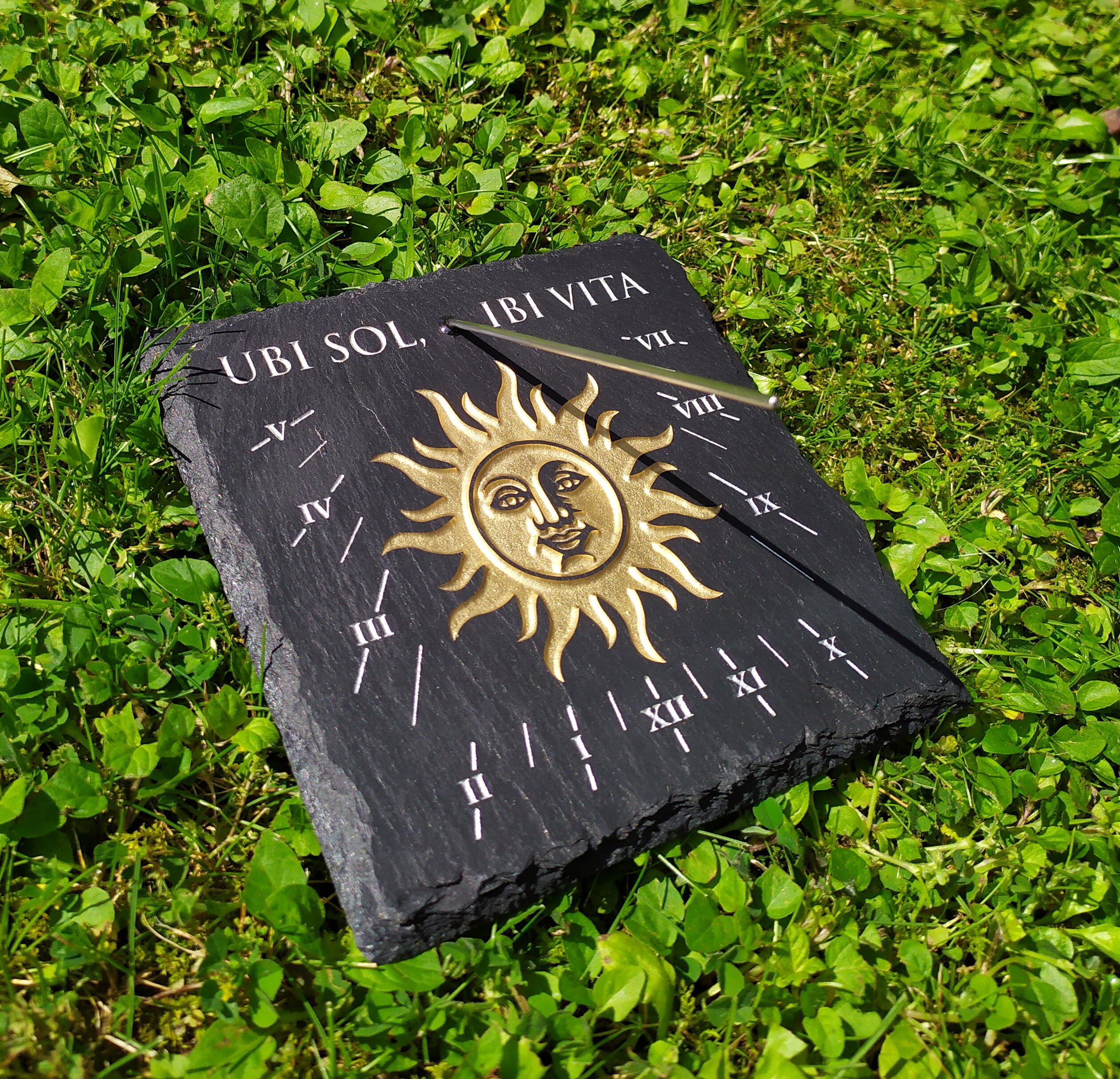 Sundial Horizontal Sundial Slate Sundial Engraved 13 X 13 Cm - Etsy