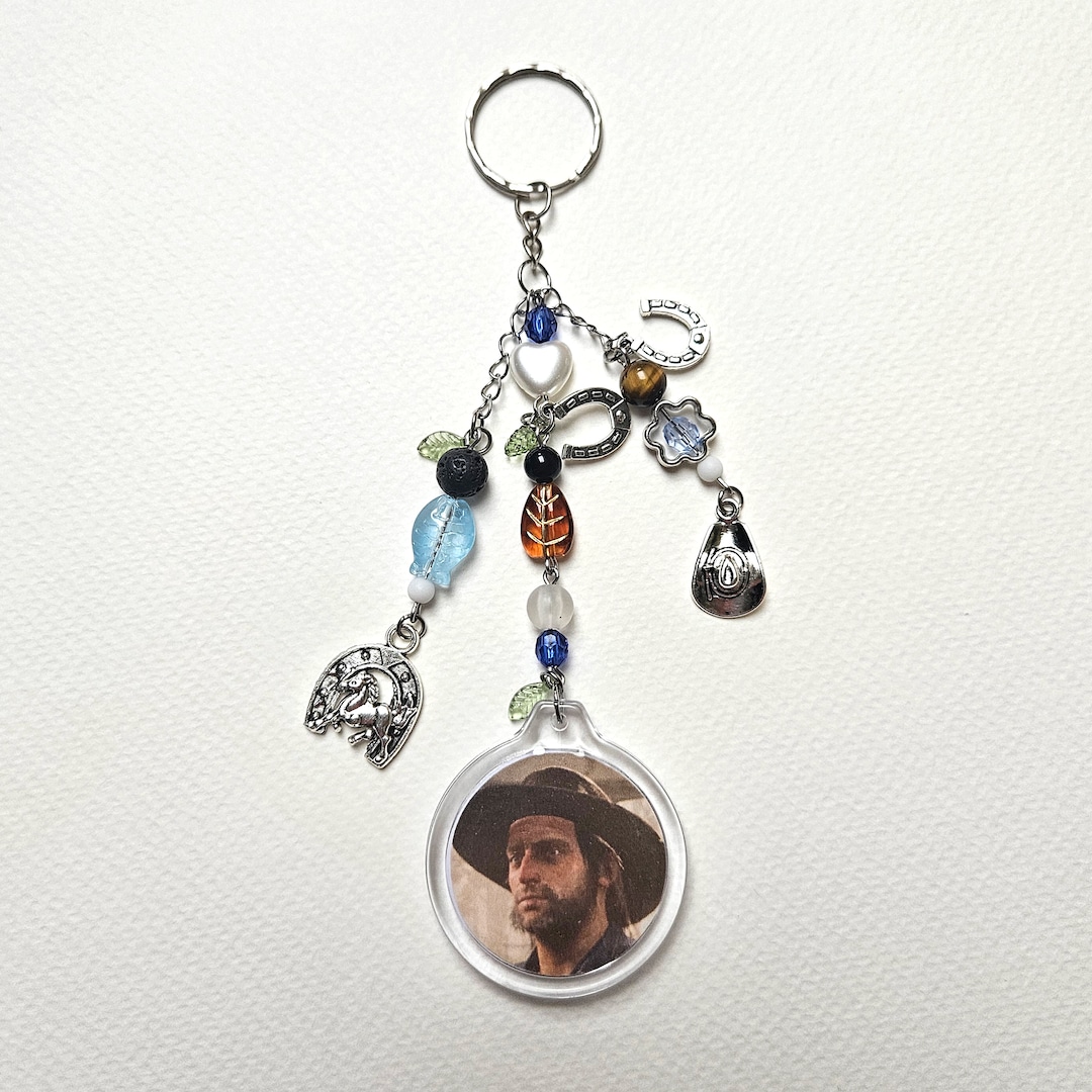 RDR2 Kieran Duffy Keychain Red Dead - Etsy