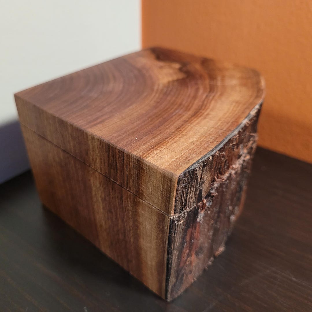 Keepsake Box - Live Edge Box - Wooden Box - Wooden Jewelry Box ...