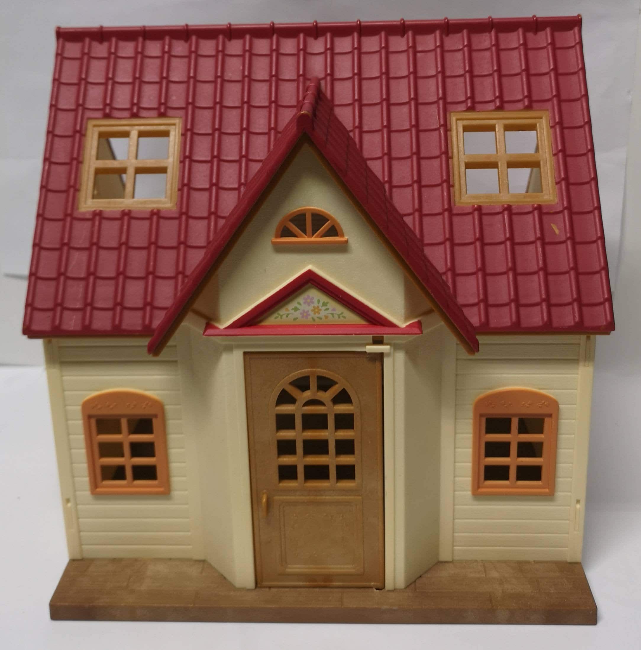 Vintage Calico Critters House 11 X 8 With 5 Family Members and ...