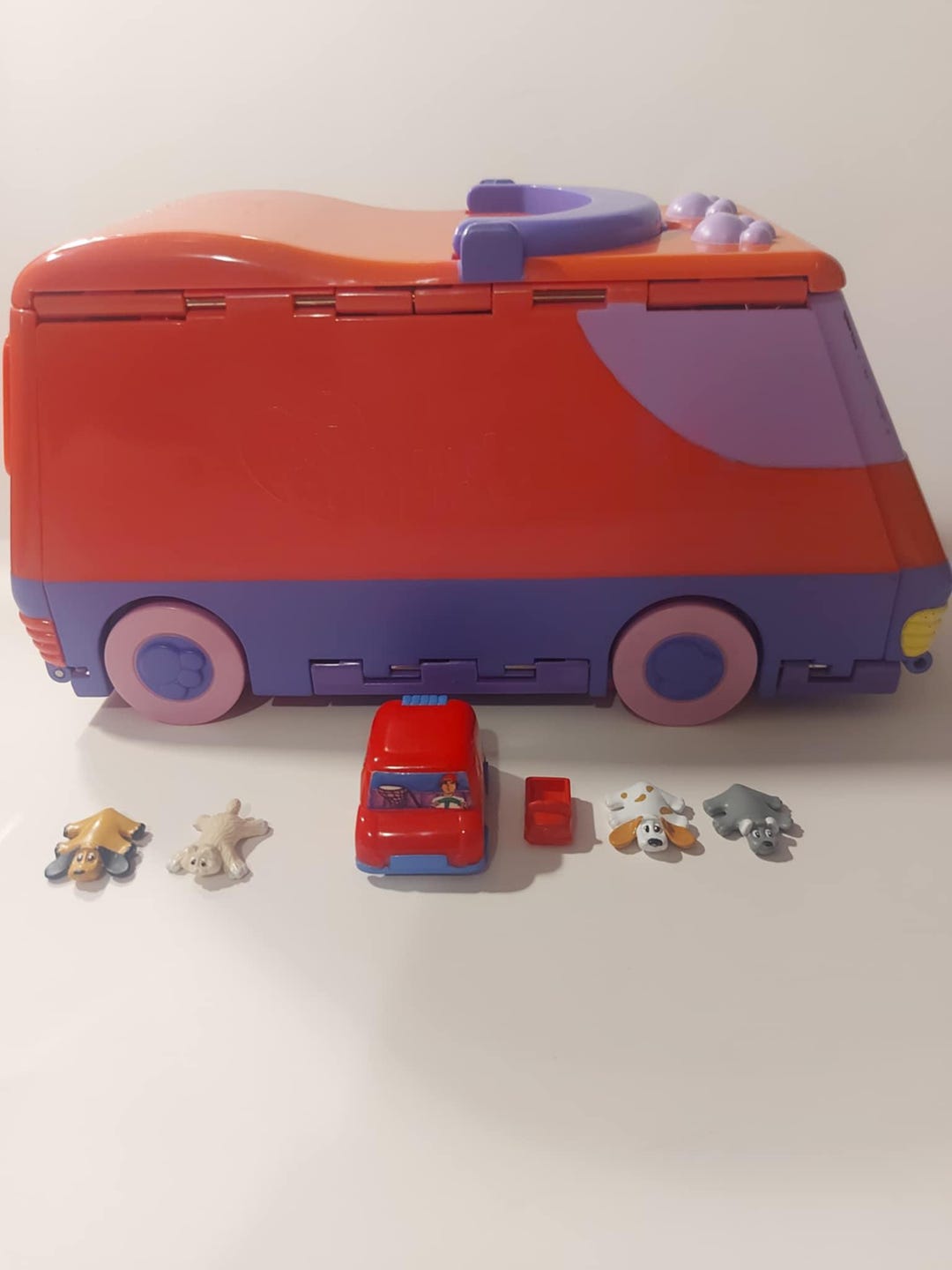 1995 Pound Puppies LGTI Circus Van Playset W/ 4 Puppies ,dog Catcher ...