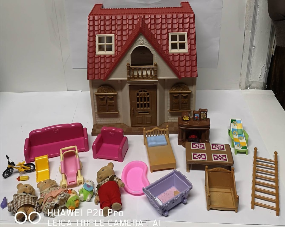 Vintage Calico Critters House 11" X 8" With 5 Family Members and ...
