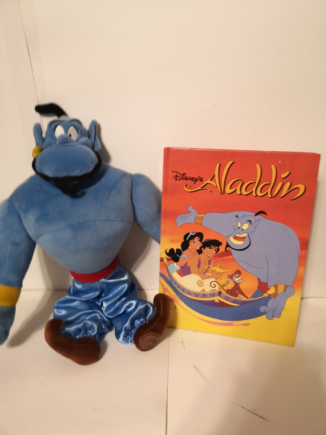 Vintage Aladdin Hardcover Book and Plush 19" - Etsy