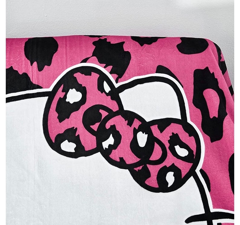 Hello Kitty Leopard Print Super Plush Extra Soft Micro-fleece Blanket ...