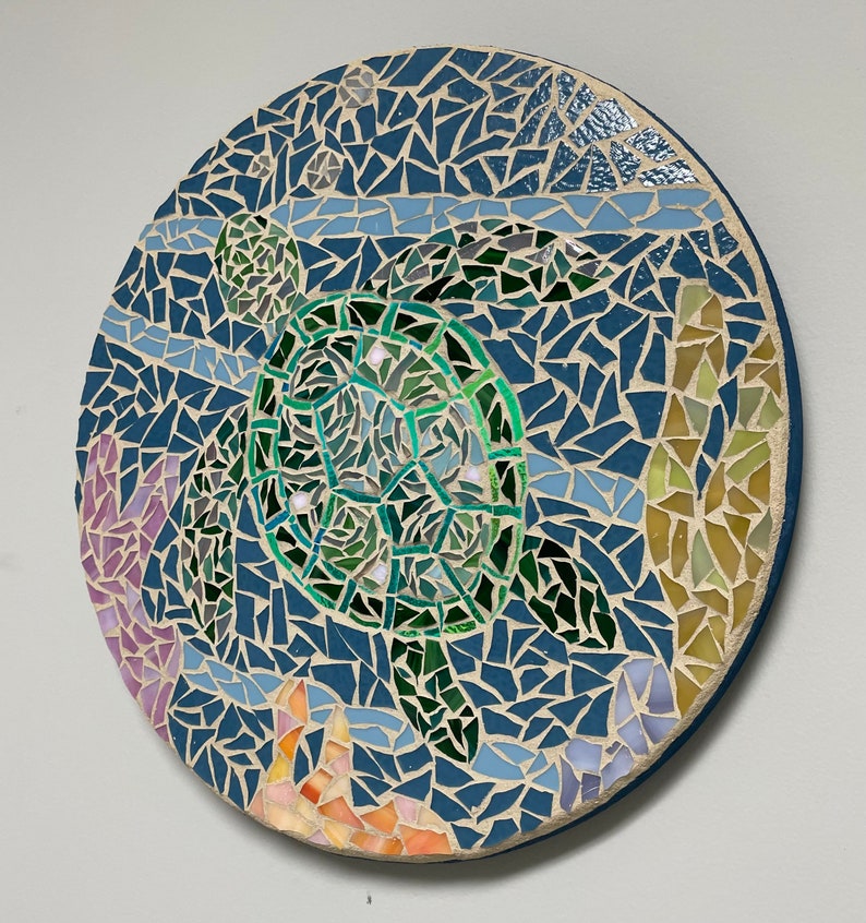 Shiny Green Sea Turtle Coral Reef Ocean 12"x12"x1" Round Glass Mosaic ...