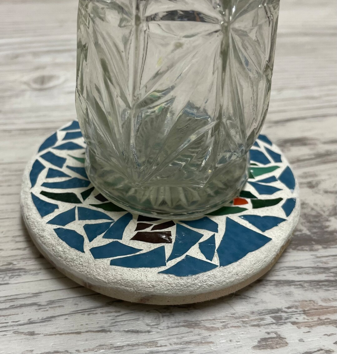 Blue and White Christmas Coaster Set of 4 Decorated Tree, Snowflakes ...