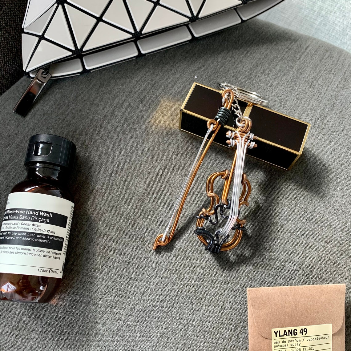 Violin Wire Art Instrument Keychain - Etsy