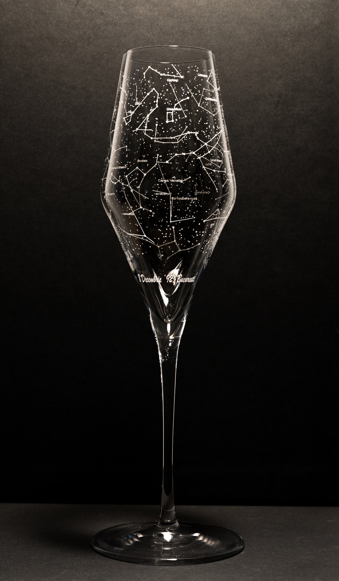 Personalized Wedding Glass, Toasting Flute, Bride and Groom Gift ...