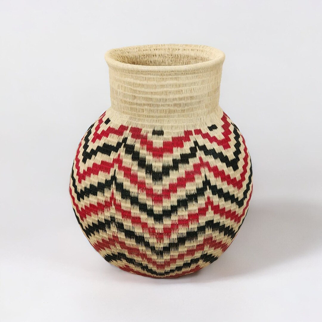 XL Werregue Basket- Vessel/ Fine Art Hand Woven Base / Werregue Palm ...