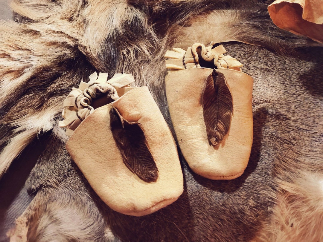 Baby Moccasins in Deer Buckskin (size 19) - Etsy