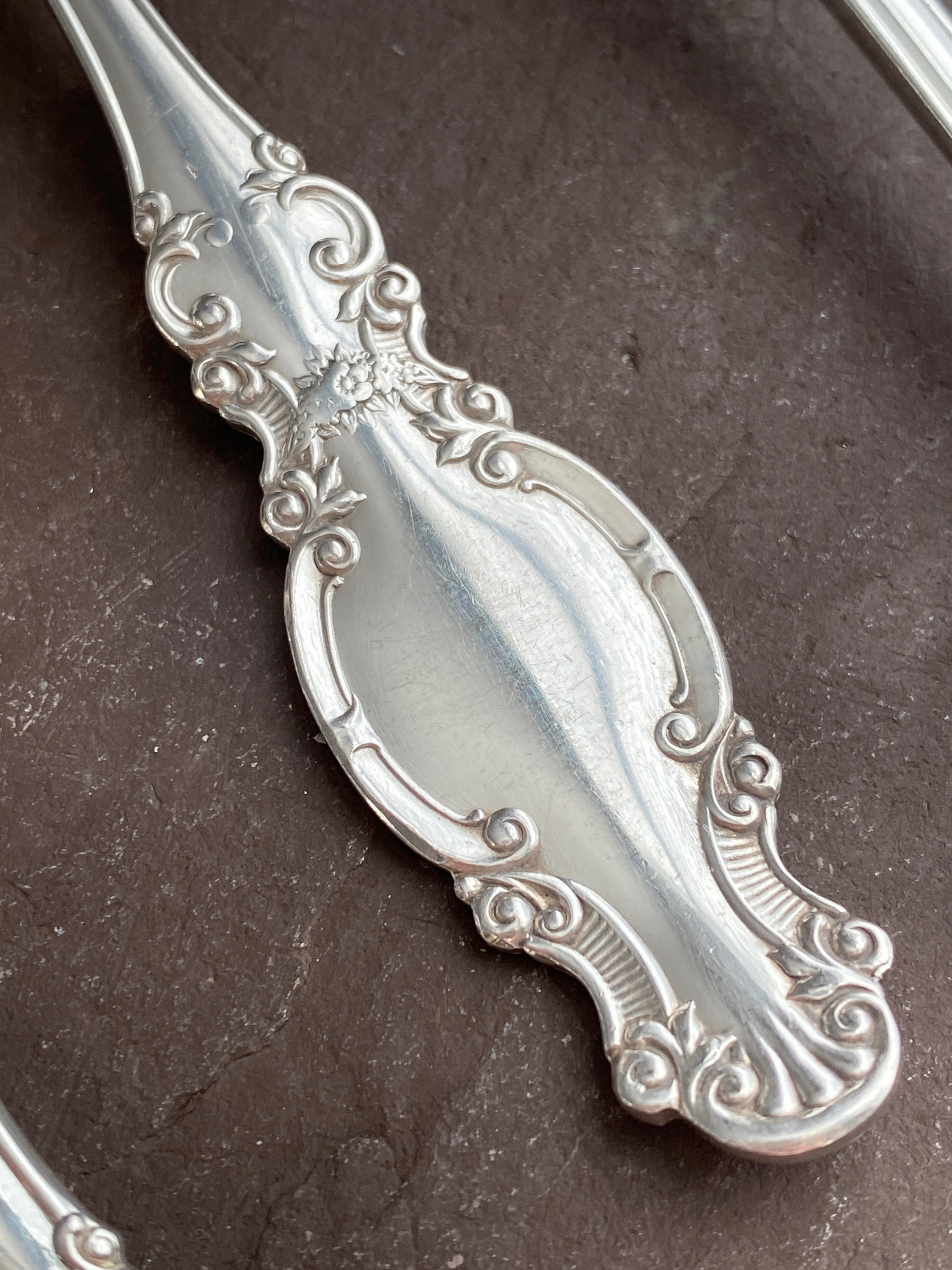Wm Rogers MELROSE 1898 ANTIQUE Large Silverplate Serving Spoons ...