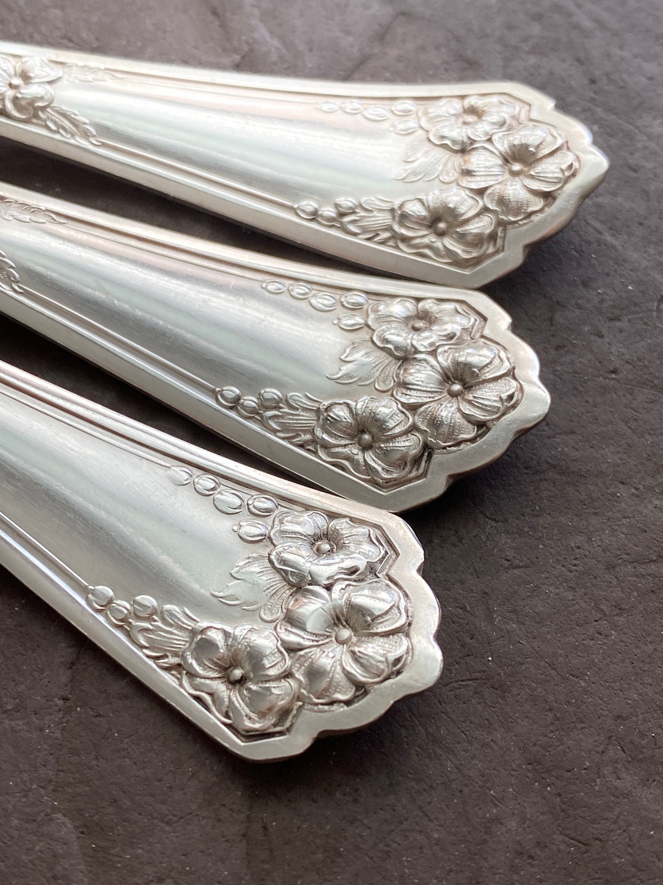 ONE Wm Rogers and Son AA PRIMROSE 1912 Antique Silverplate Floral ...