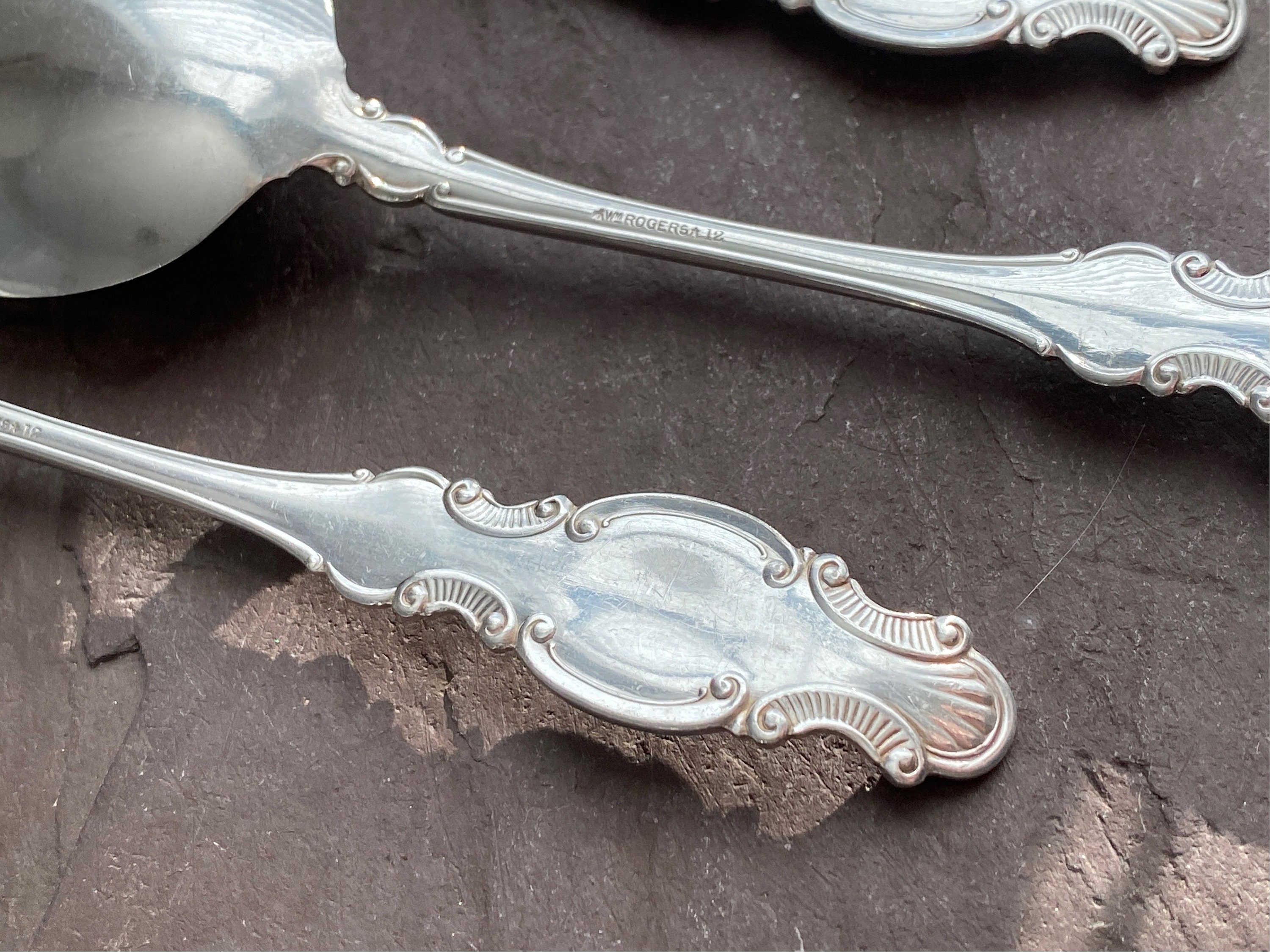 Wm Rogers MELROSE 1898 ANTIQUE Large Silverplate Serving Spoons ...