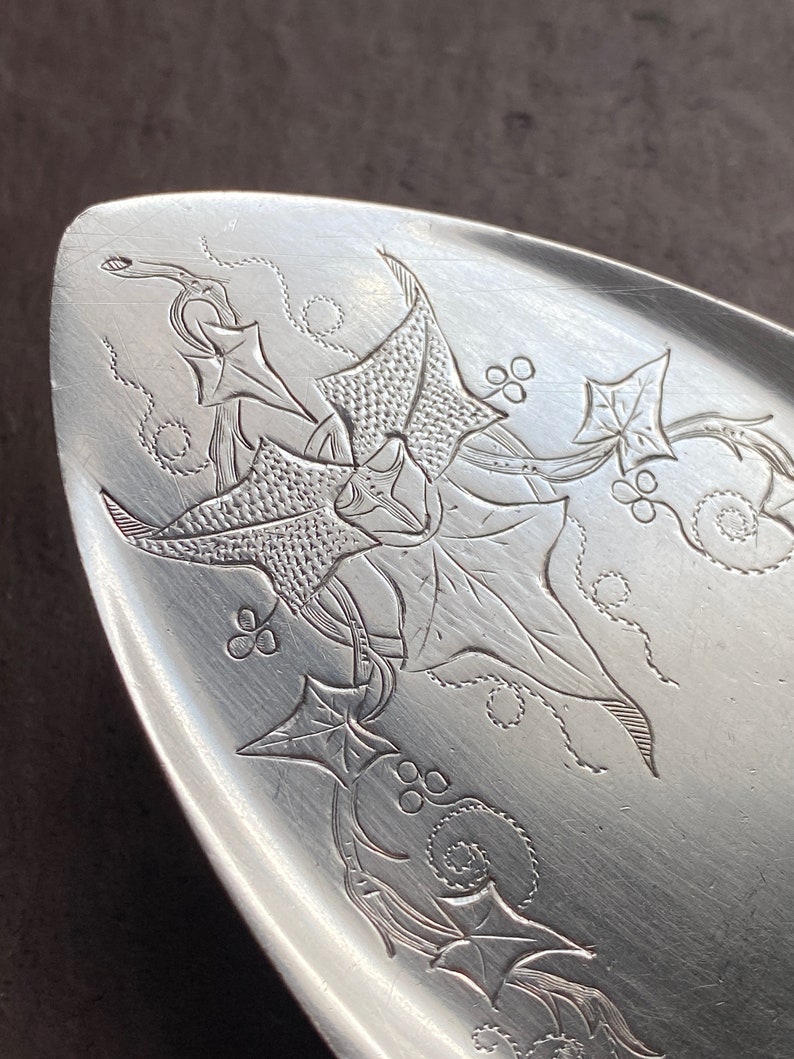 1847 Rogers Bros A1 ROMAN 1865 19th C. Antique Silver Plate Pie / Cake ...